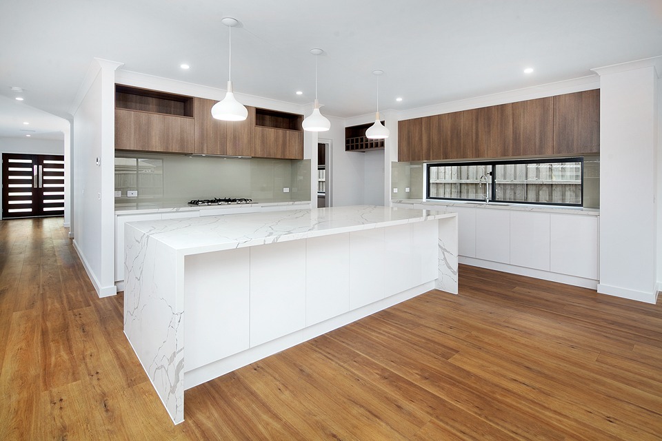 Knockdowns & Rebuilds - Ceylan